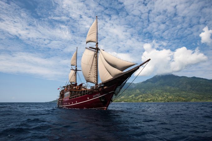 Arenui - Fly & Sea Dive Adventures