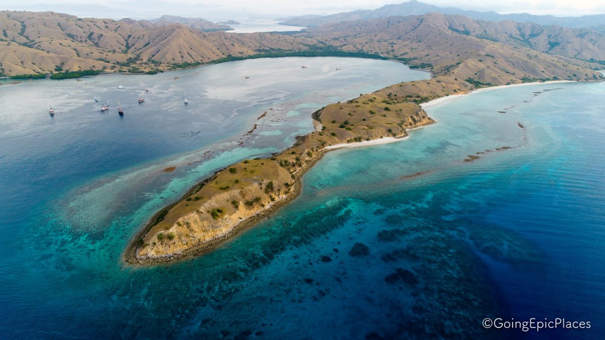 Komodo - Fly & Sea Dive Adventures